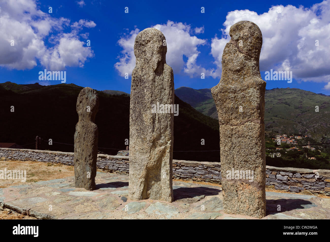 Statue menhirs hi-res stock photography and images - Alamy