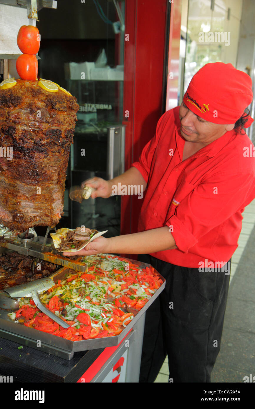 Middle eastern shawarma hi-res stock photography and images - Alamy