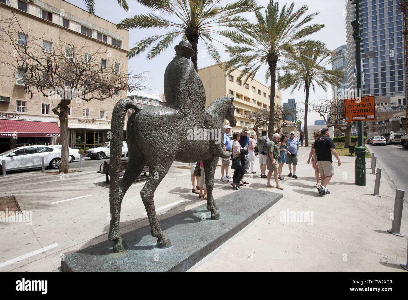 Equestrian statue of Meir Dizengoff, the first Mayor of Tel Aviv ...