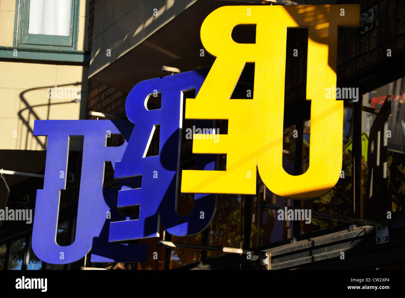 True sign logo hi-res stock photography and images - Alamy