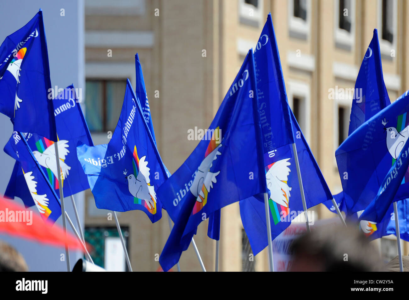 Flags Worshippers St. Peter's Square and St. Peter's Basilica Rome ...