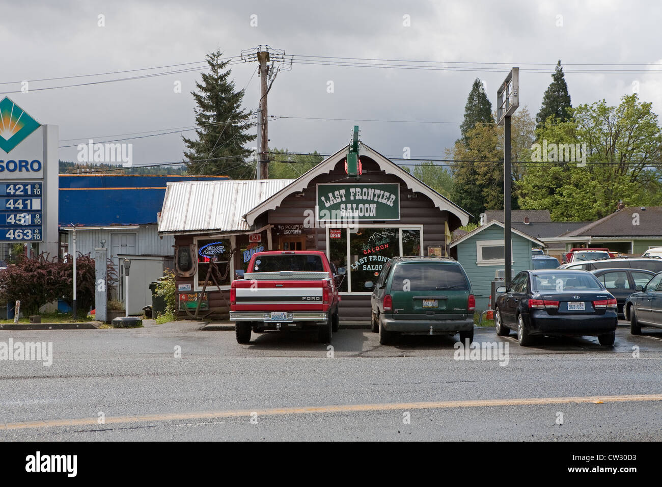 Frontier saloon hi-res stock photography and images - Alamy