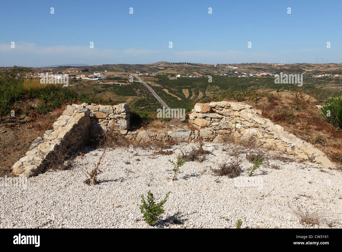 Stone gun embrasure within Forte da Carvalha, fort number 10 of the 152 ...
