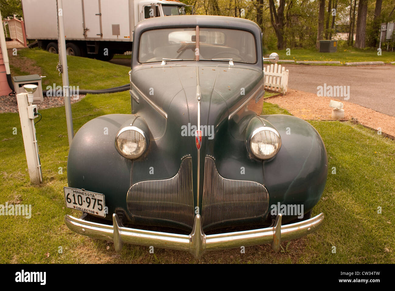 an old 1930's car on the grass Stock Photo - Alamy