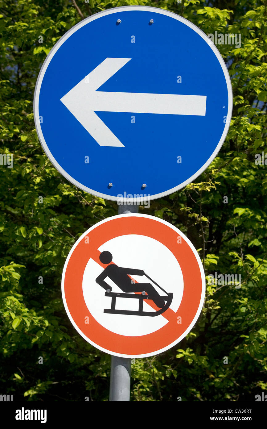 Symbol photo, two road traffic signs Stock Photo - Alamy