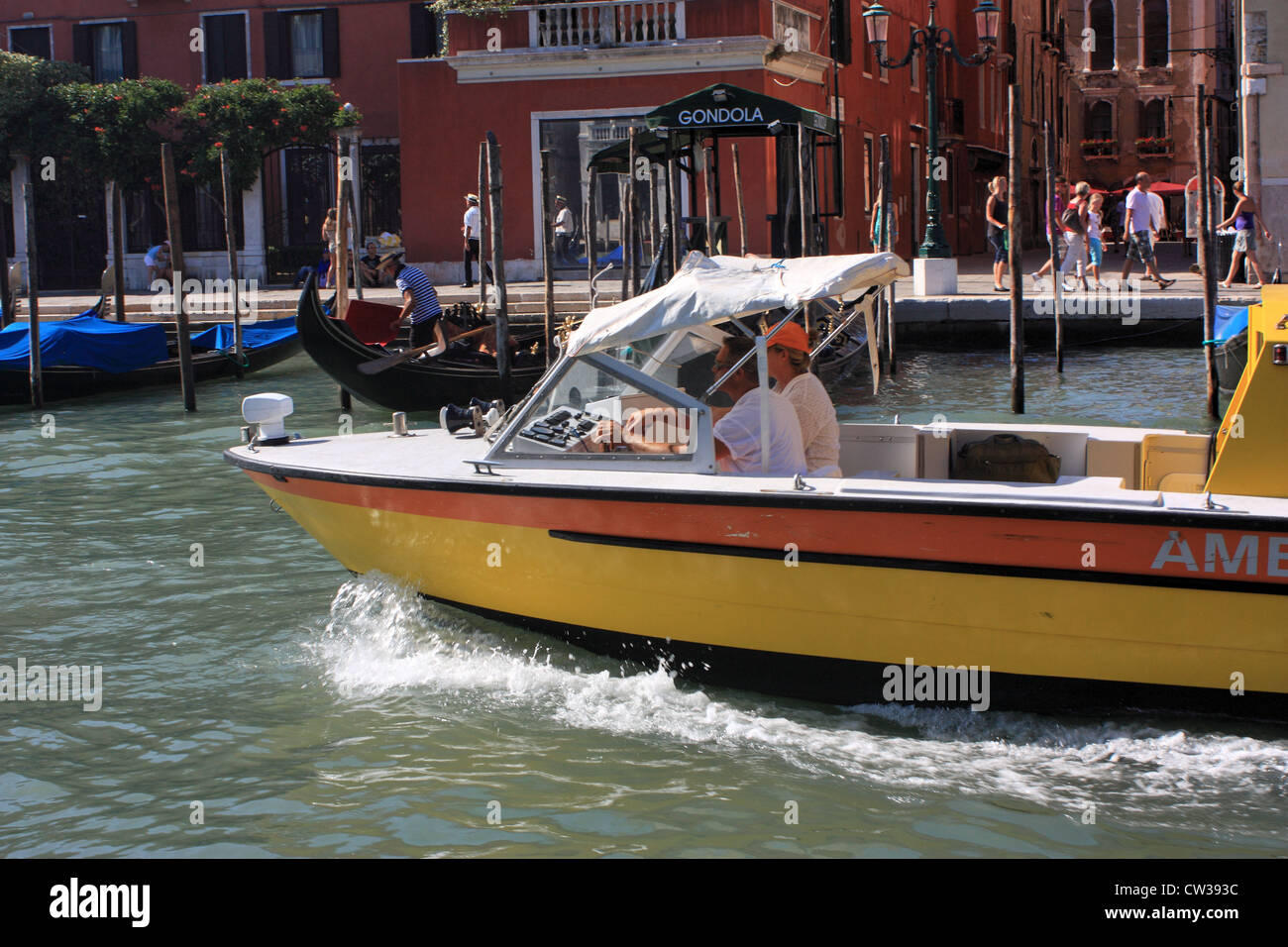 Emergency boat ambulance canal grande venice italy emergency boat ...