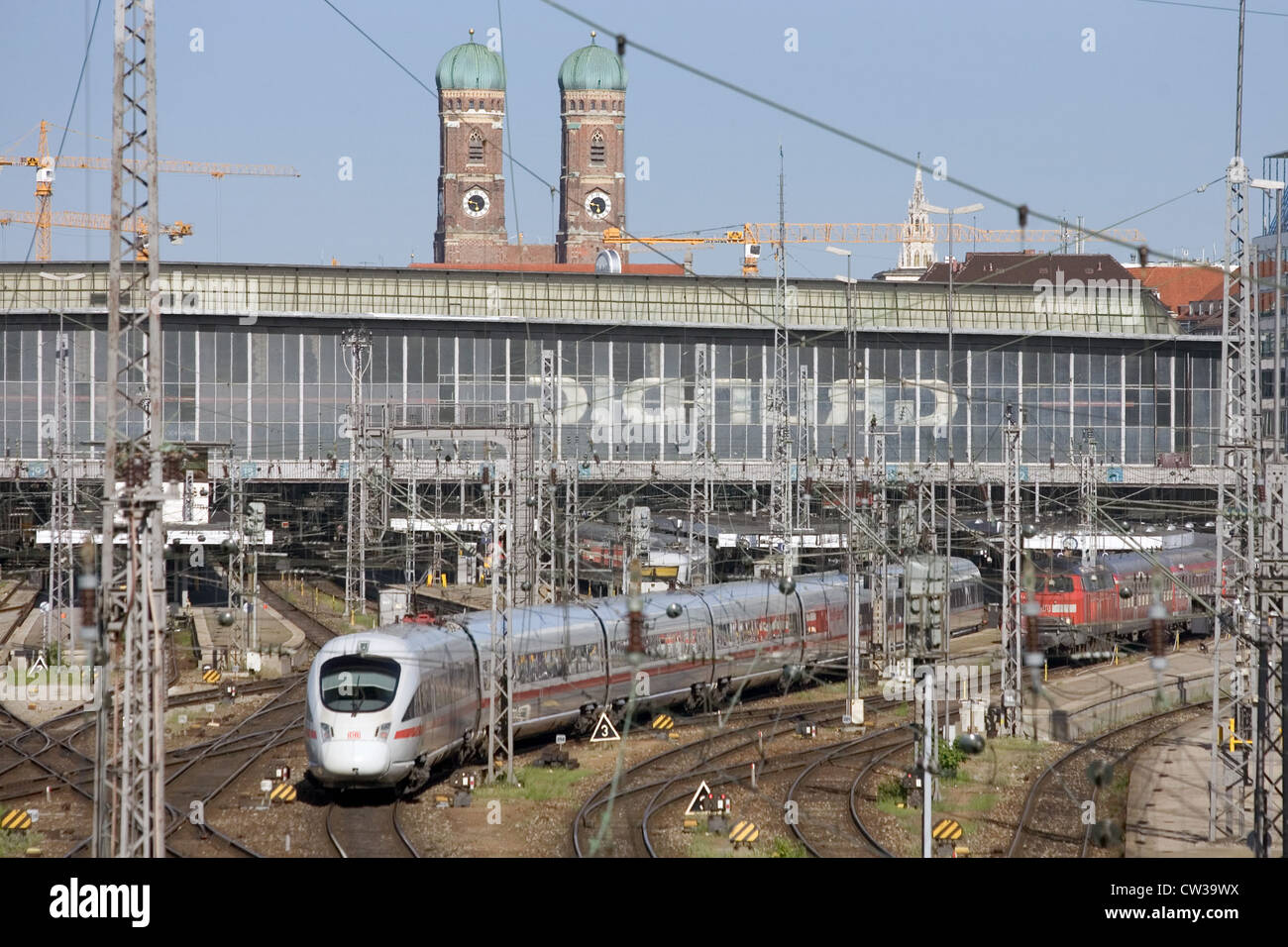 Munich railway hi-res stock photography and images - Alamy