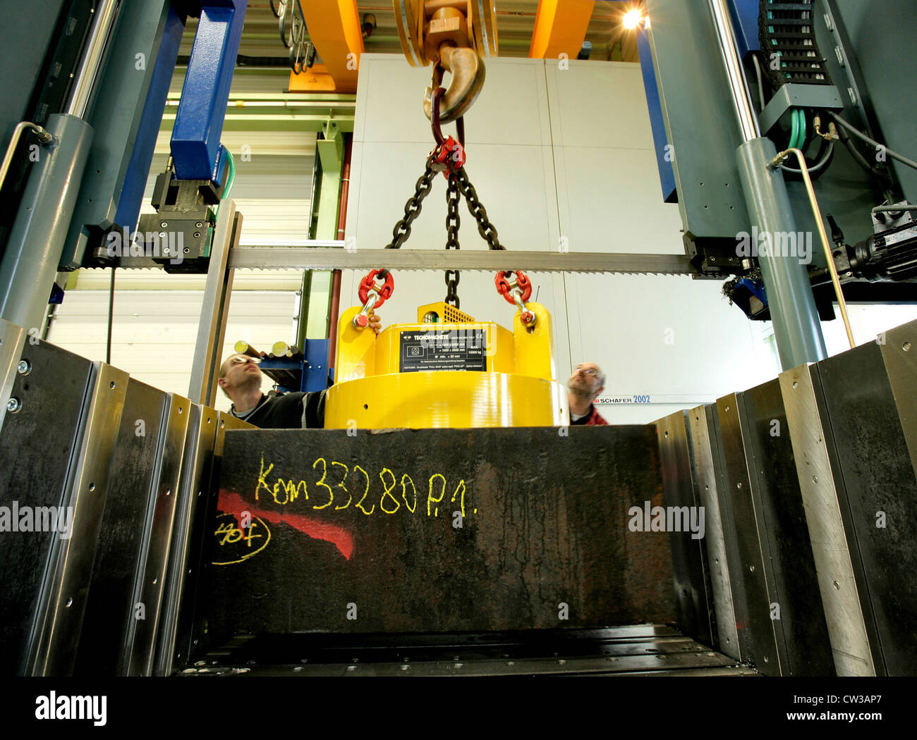 Company kneer tool and die making hi-res stock photography and images ...