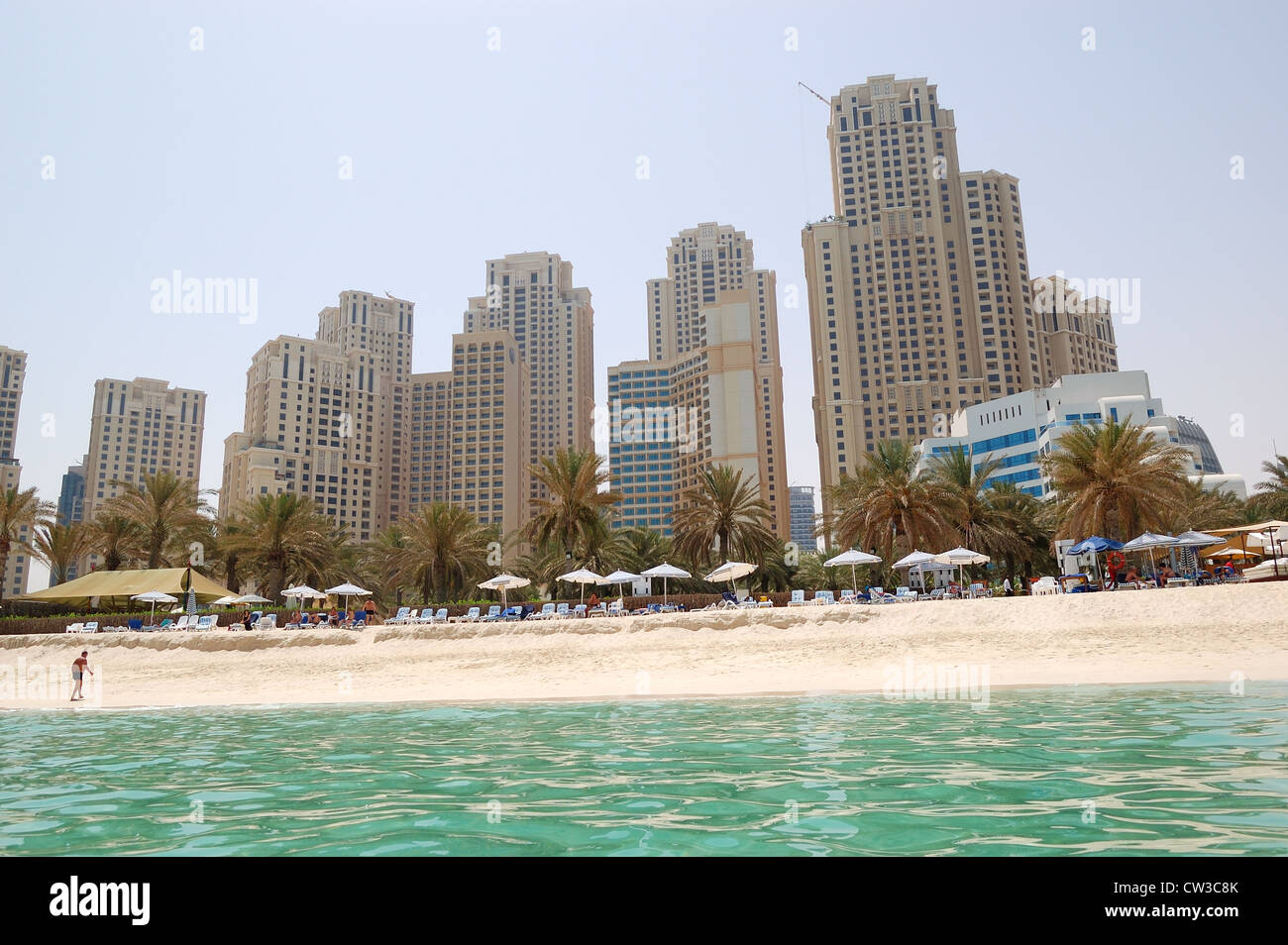 Dubai luxury beach hi-res stock photography and images - Alamy