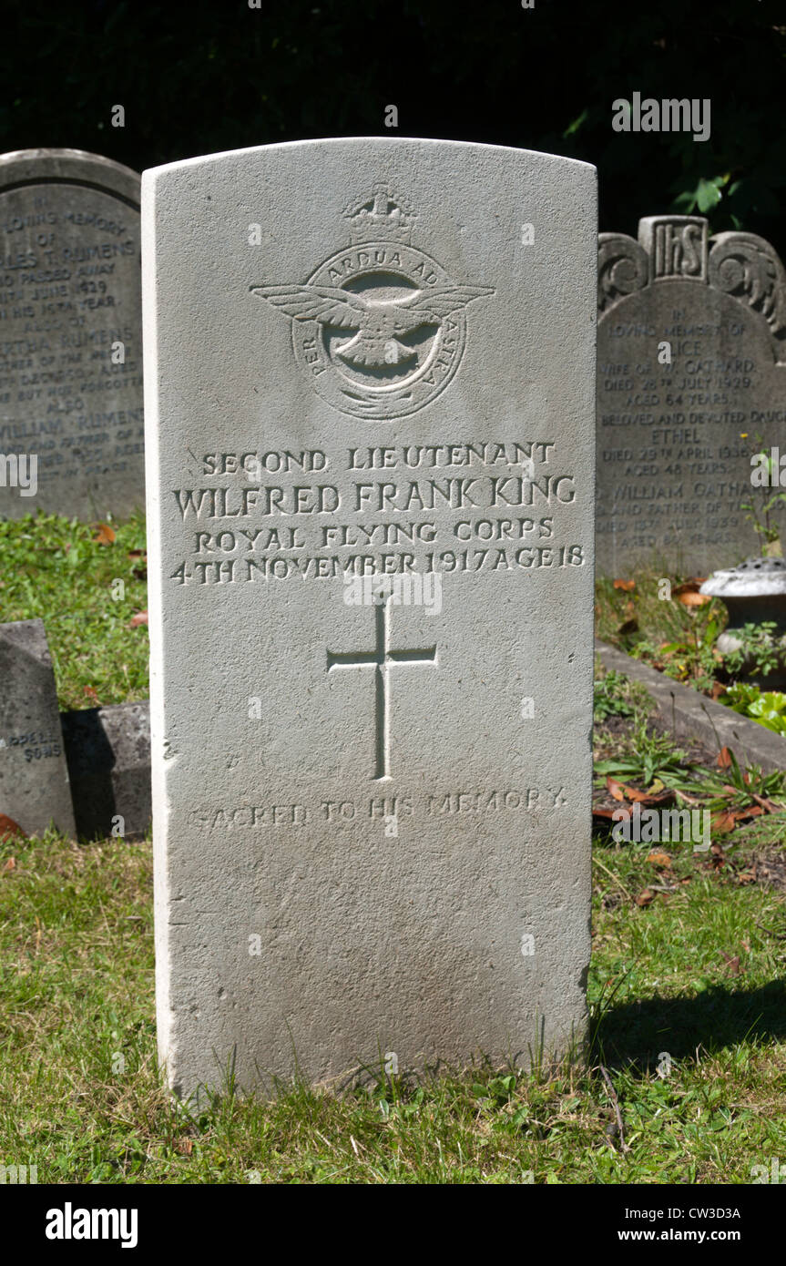 Wwi london cemetery hi-res stock photography and images - Alamy
