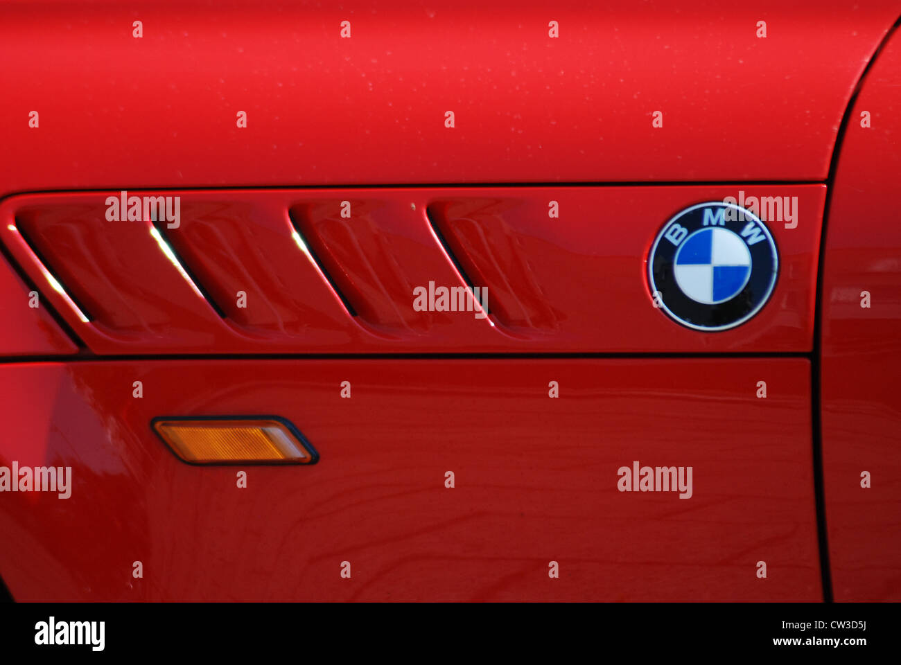 Red bmw hi-res stock photography and images - Alamy