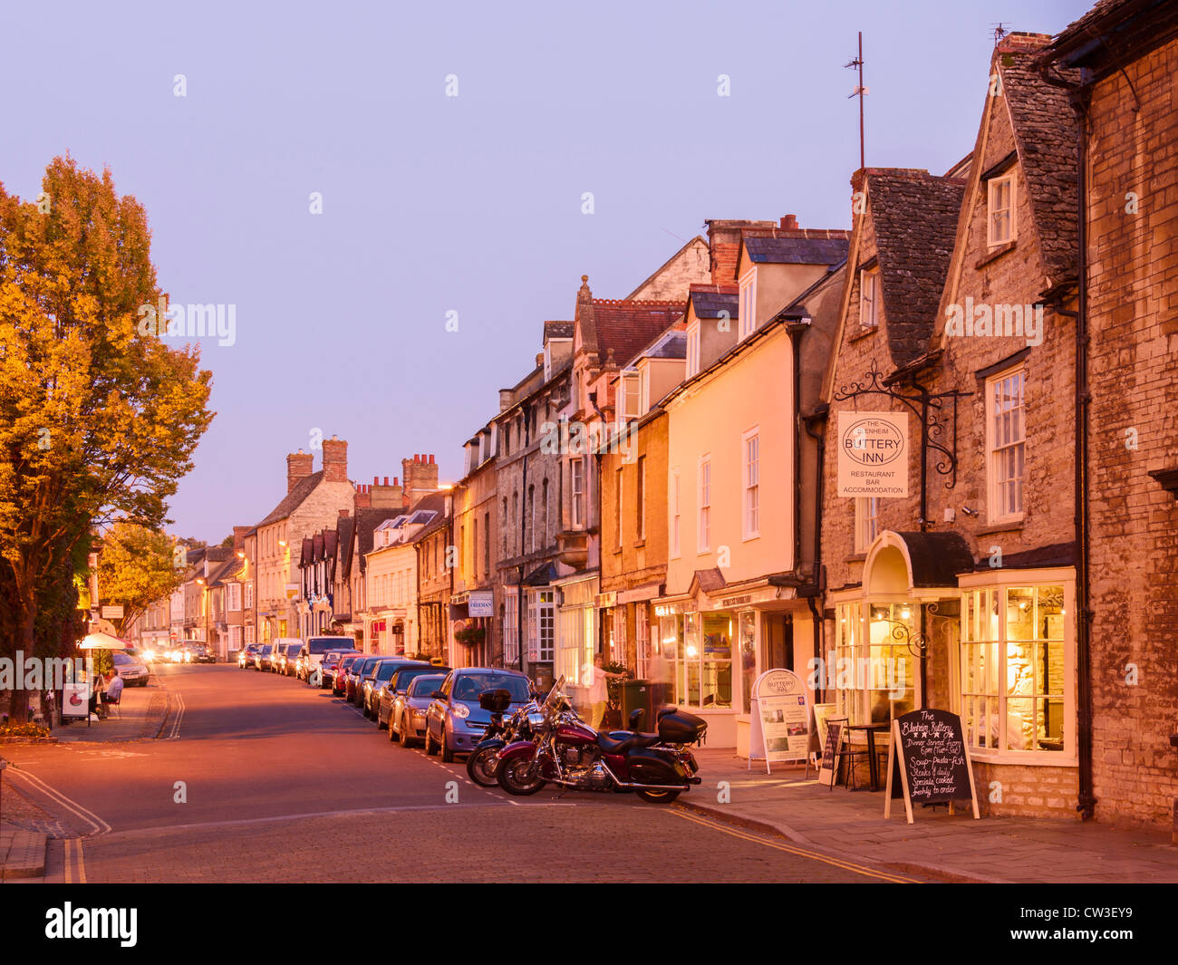 Woodstock High Street Stock Photo - Alamy