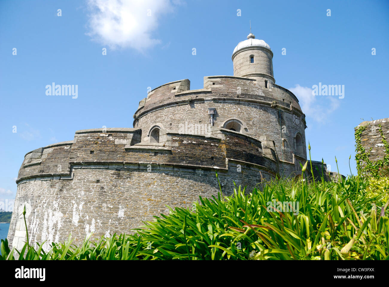St mawes castle hi-res stock photography and images - Alamy