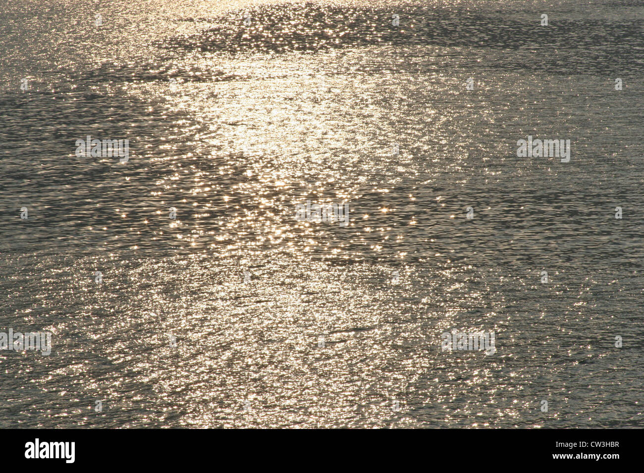 Moonlight on water hi-res stock photography and images - Alamy