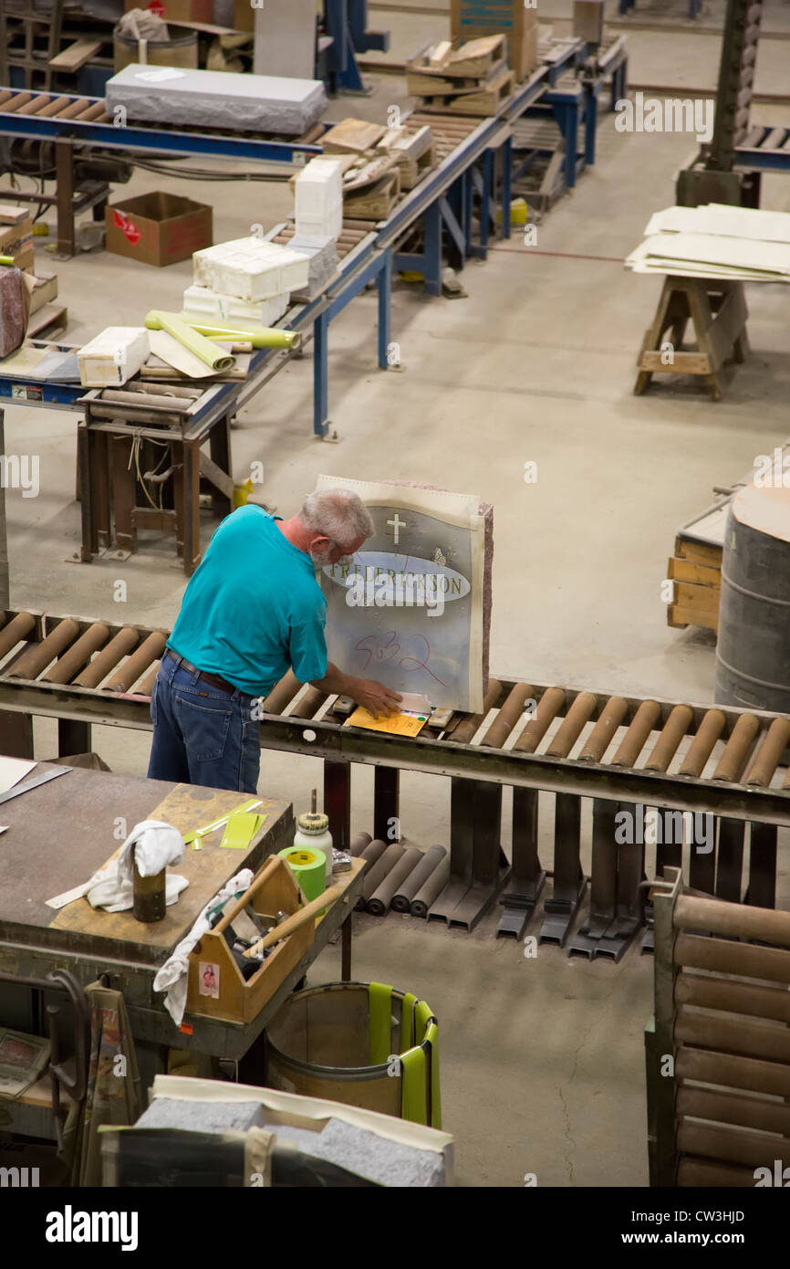 Graniteville, Vermont - The Rock of Ages corporation's granite factory ...