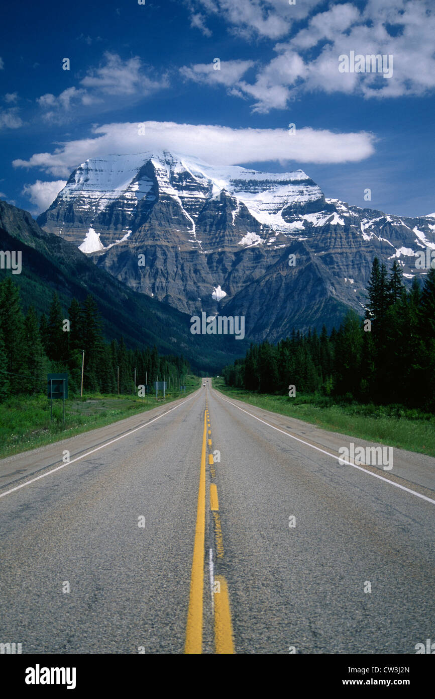 Road leading into Mt Robson Provincial Park, Alberta, Canada Stock ...