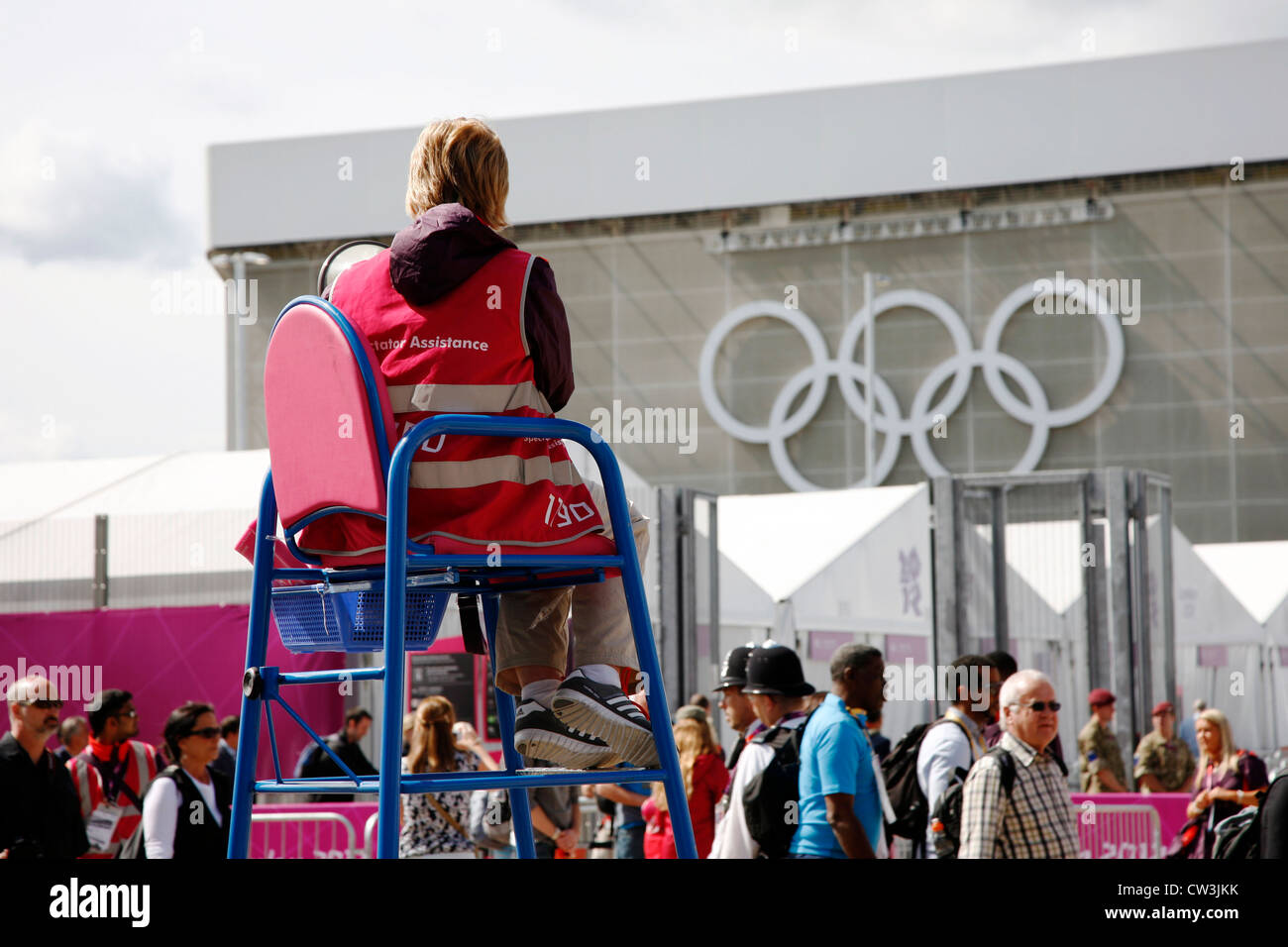 Female umpire chair hi-res stock photography and images - Alamy