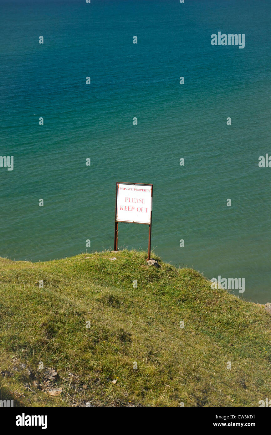 "Keep Out" sign, Worms Head, Gower, Wales Stock Photo - Alamy