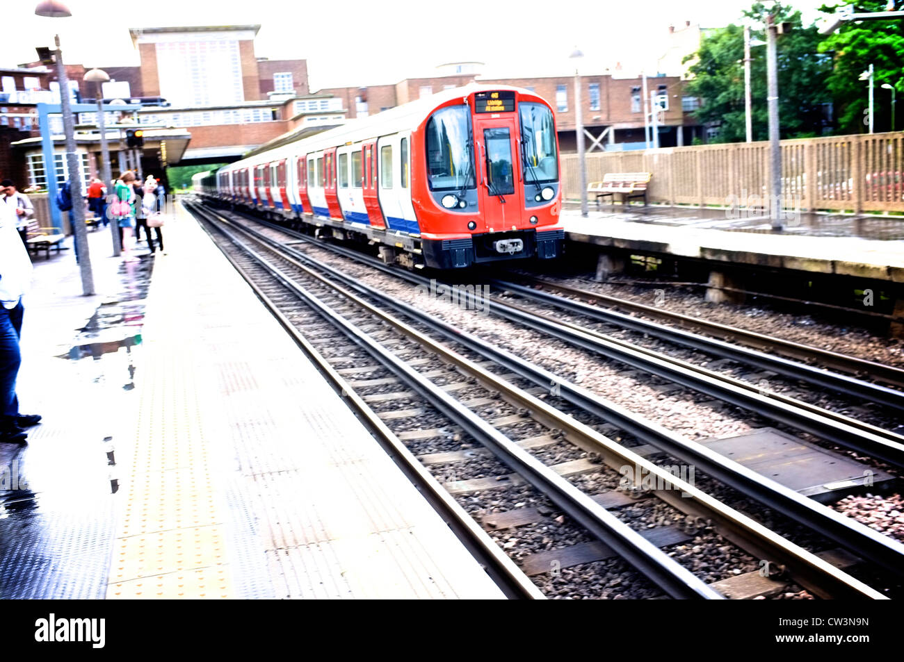 Ruislip underground station hi-res stock photography and images - Alamy
