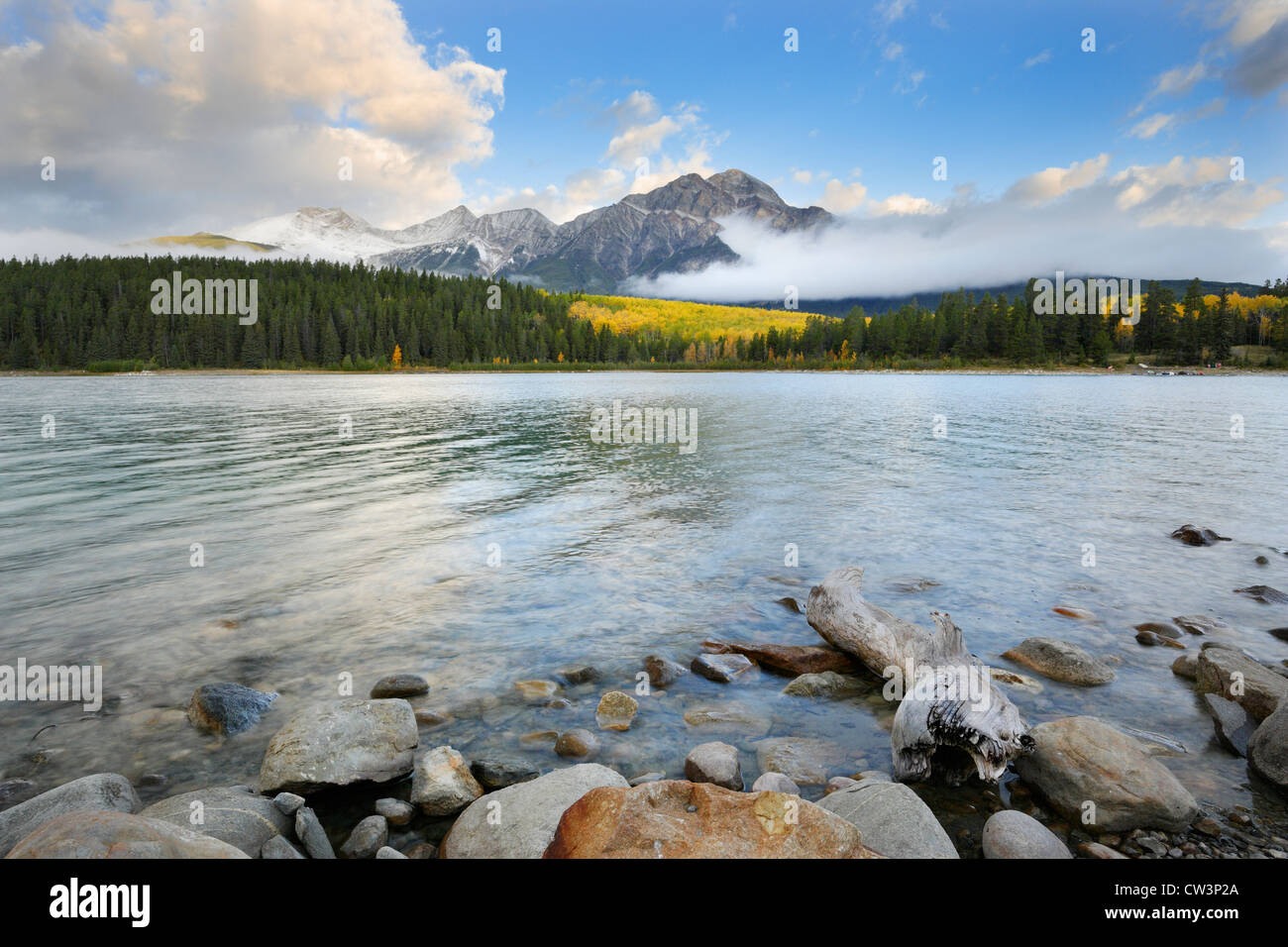 Patricia lake pyramid mountain jasper hi-res stock photography and ...