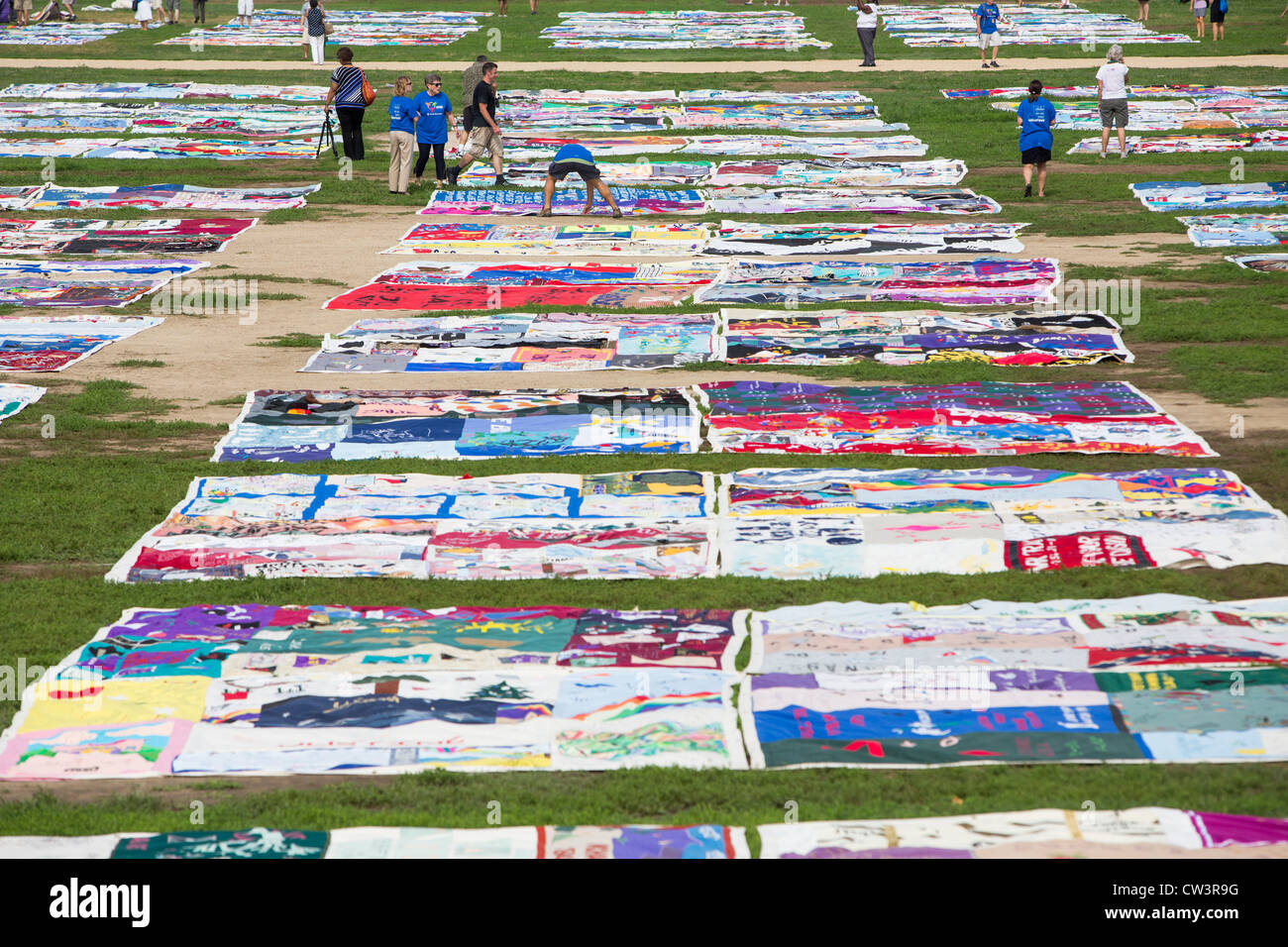The AIDS Quilt display on the National Mall in Washington, DC Stock ...