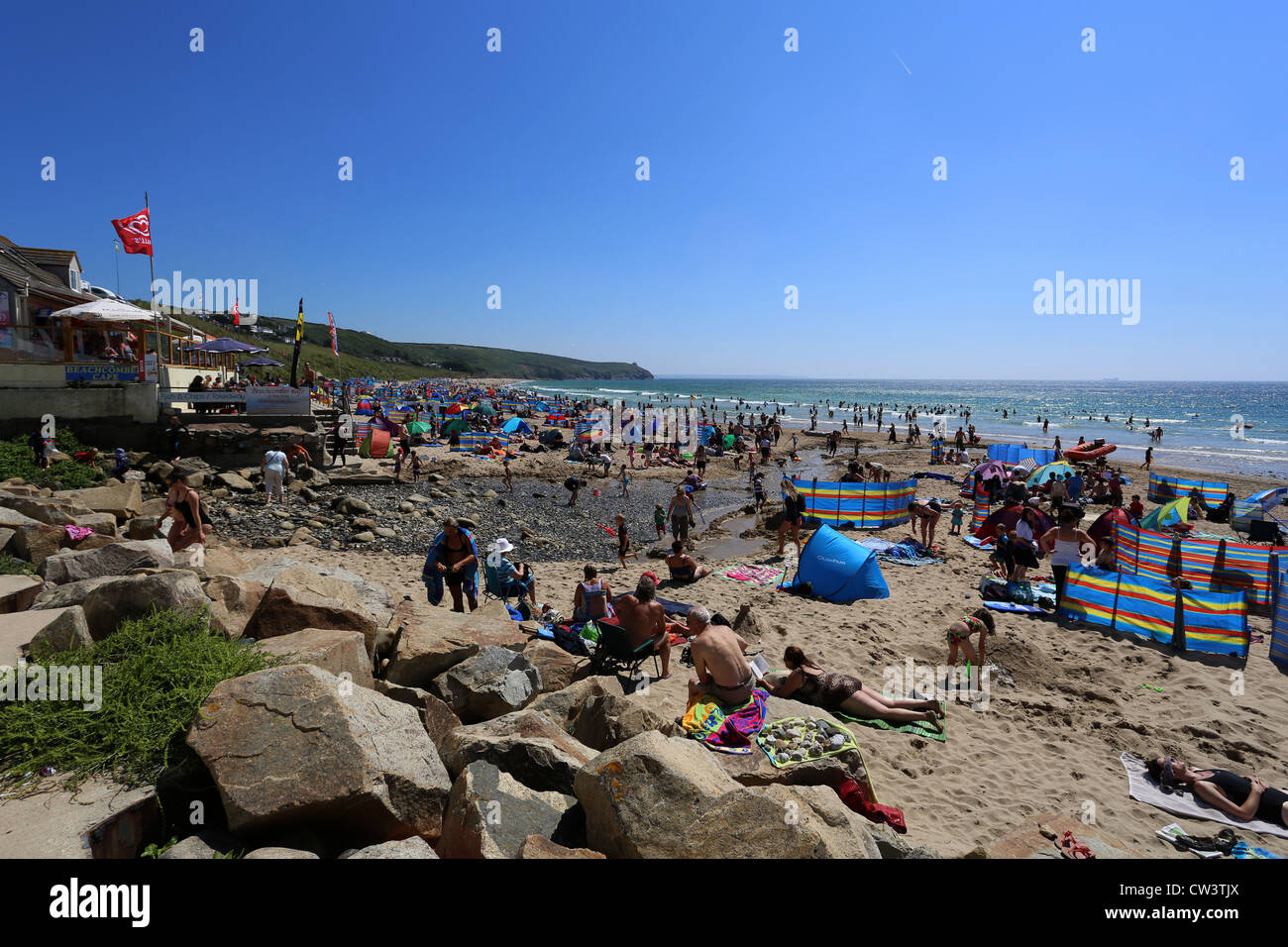Crowded beach at Praa sands, Cornwall Stock Photo - Alamy