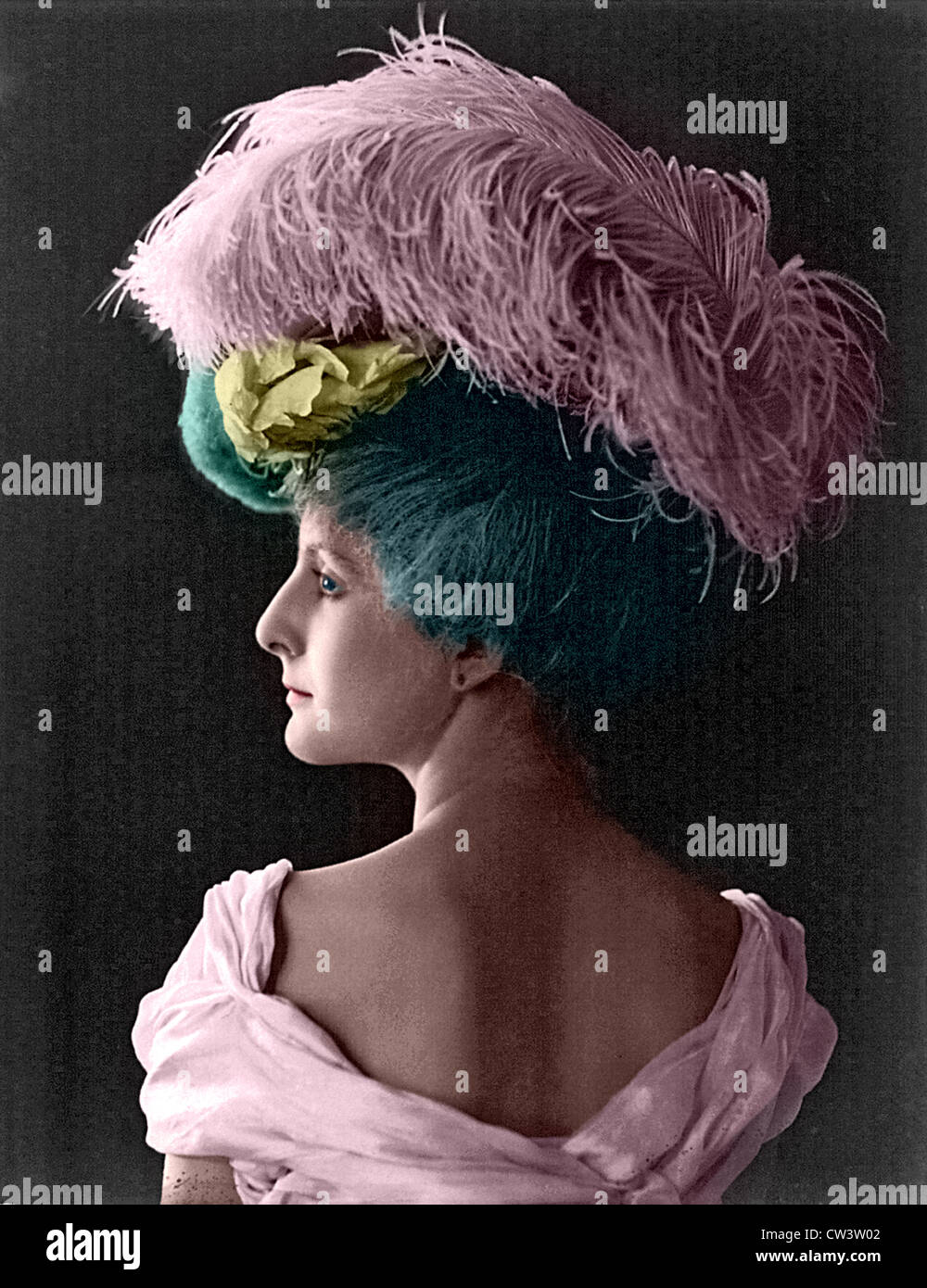 Hat with feather hi-res stock photography and images - Alamy