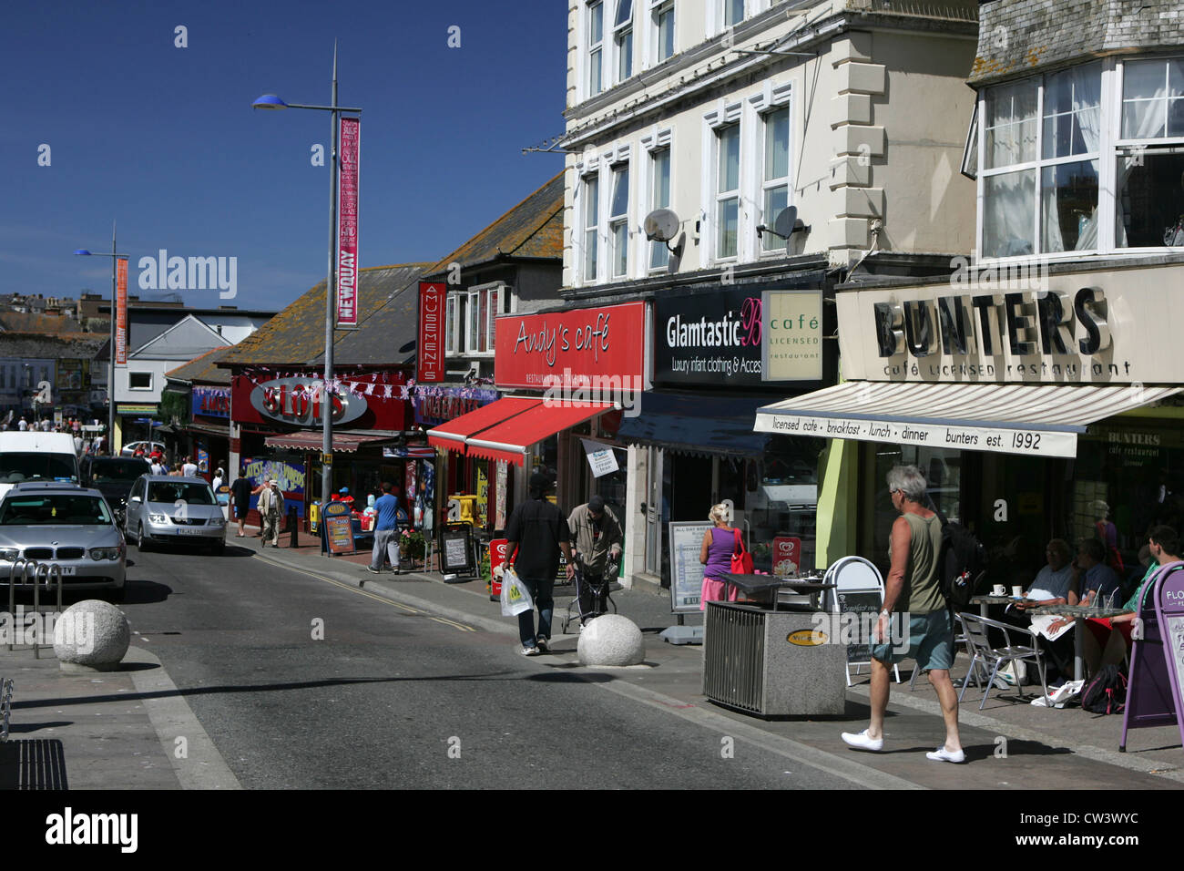 newquay town centre/street scene Stock Photo - Alamy