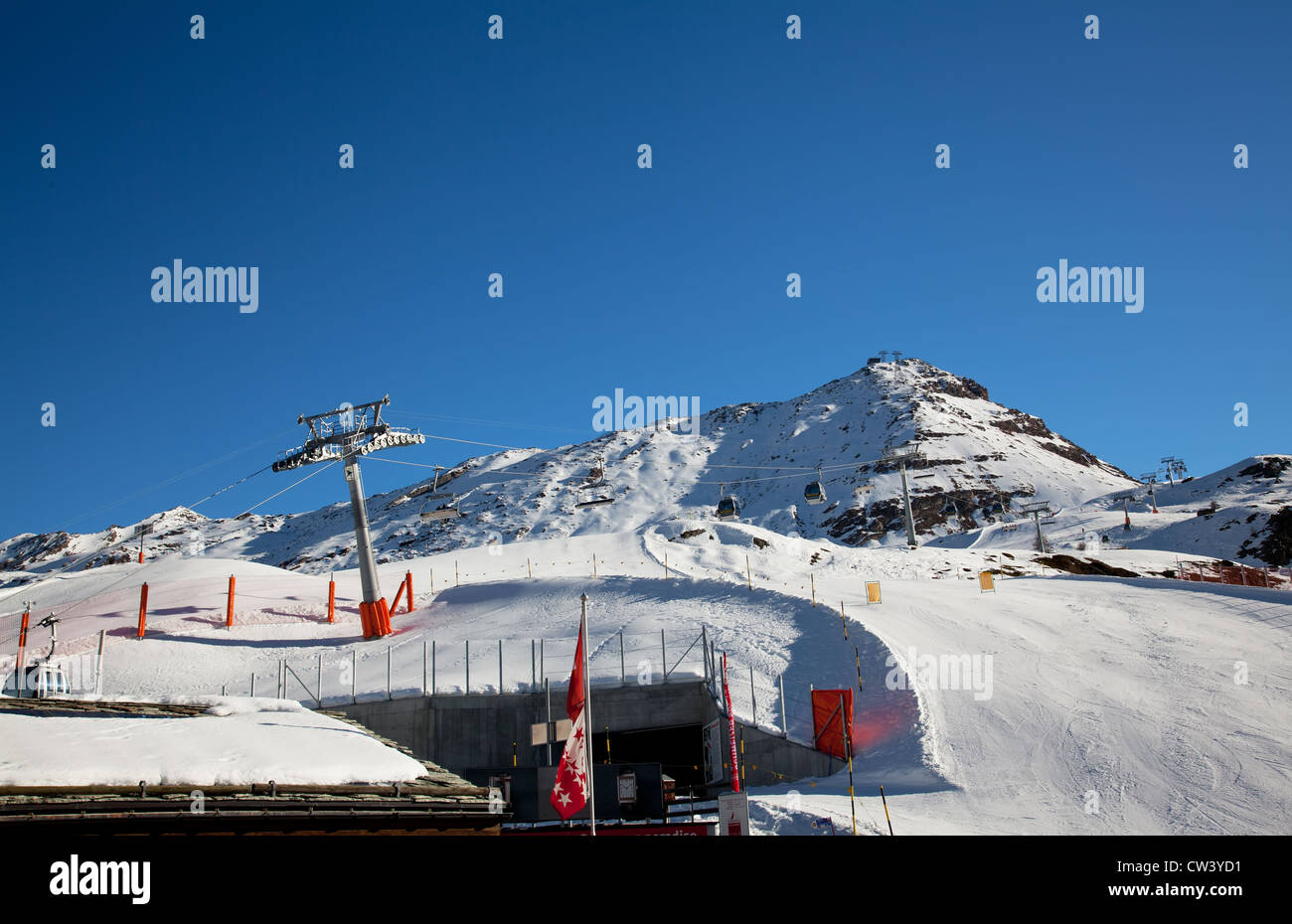Zermatt ski hi-res stock photography and images - Alamy