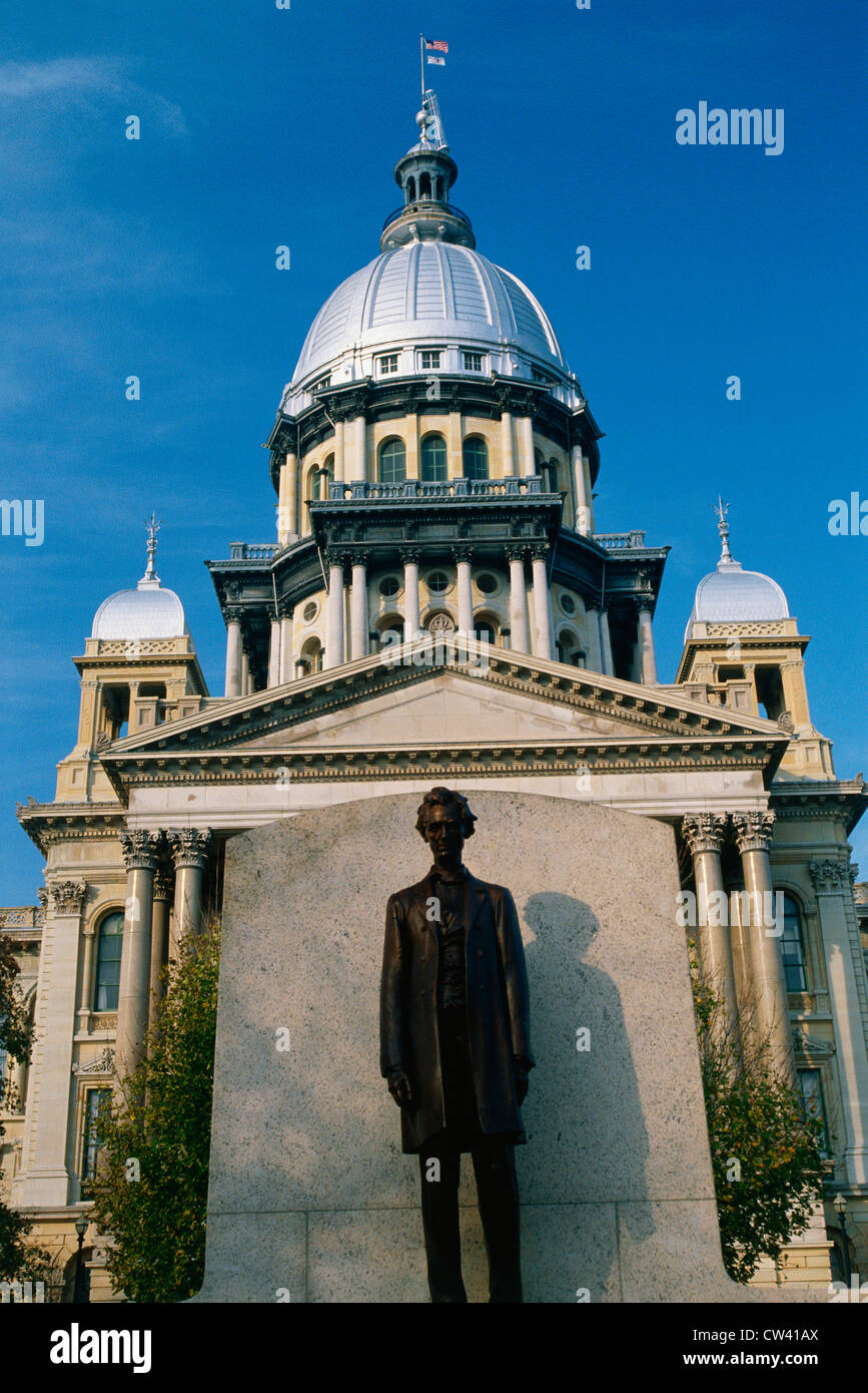 This State Capitol Building. It has statue Abraham Lincoln in front it ...