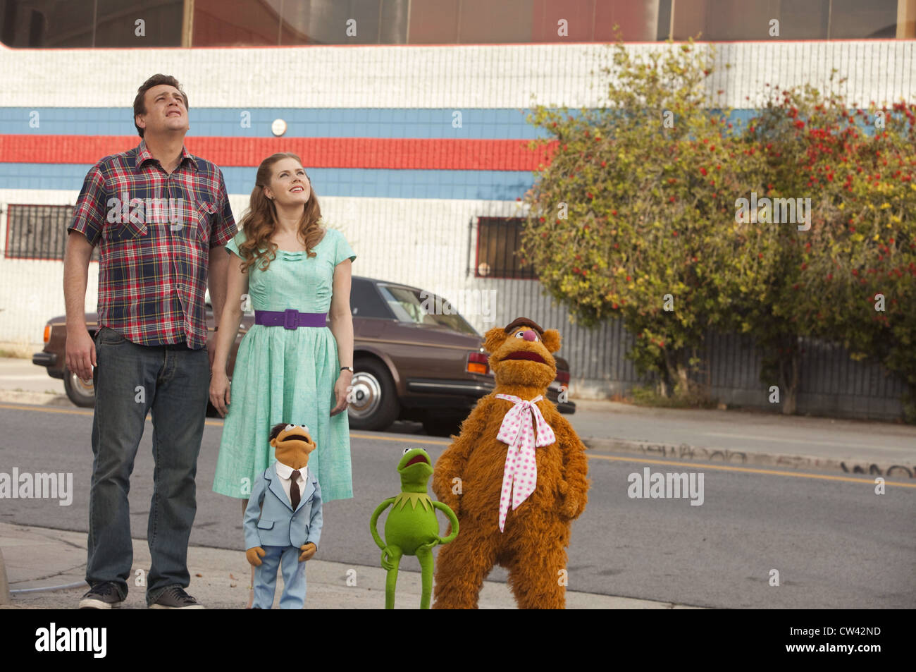 Amy adams the muppets hi-res stock photography and images - Alamy