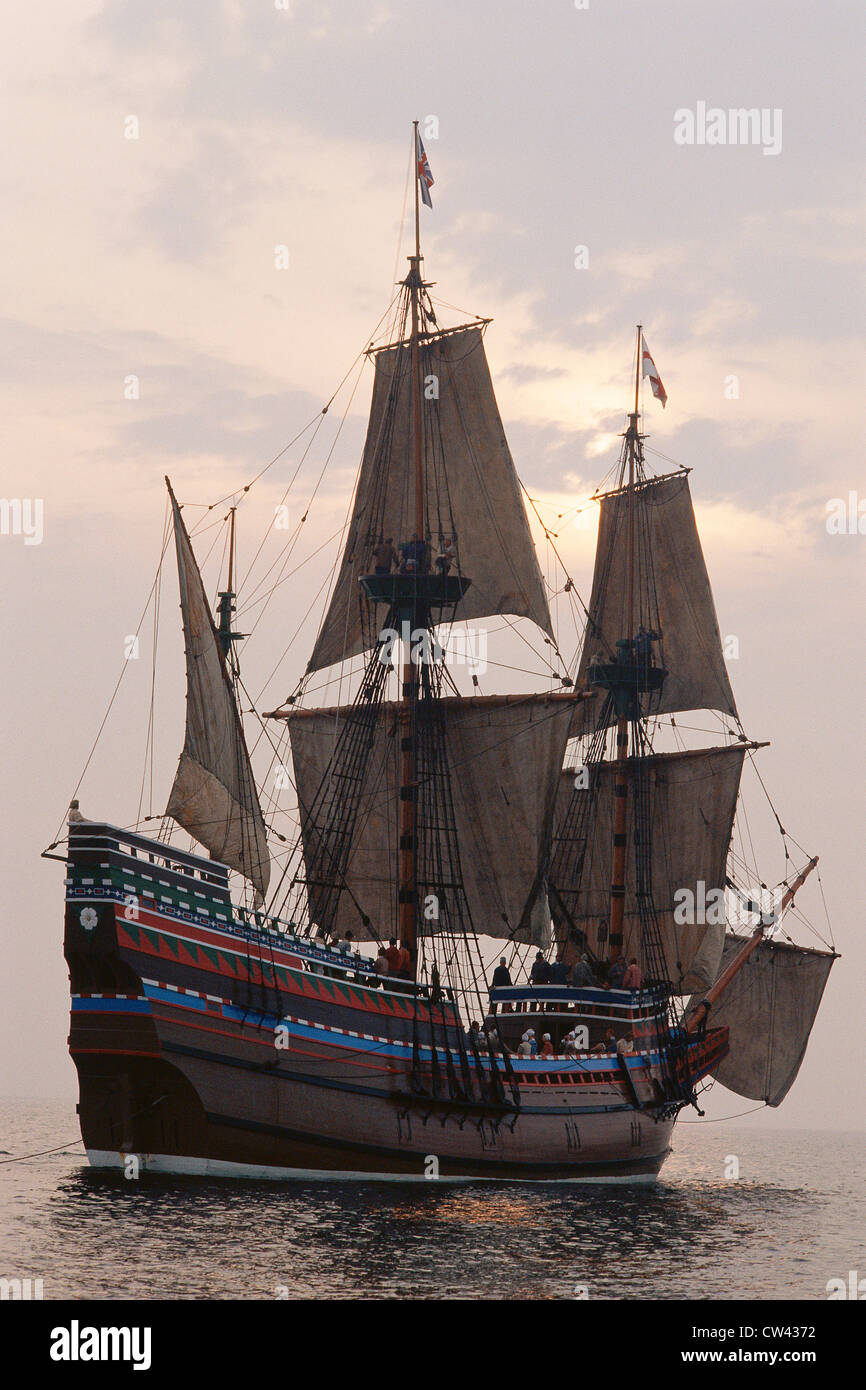 Mayflower ship hi-res stock photography and images - Alamy