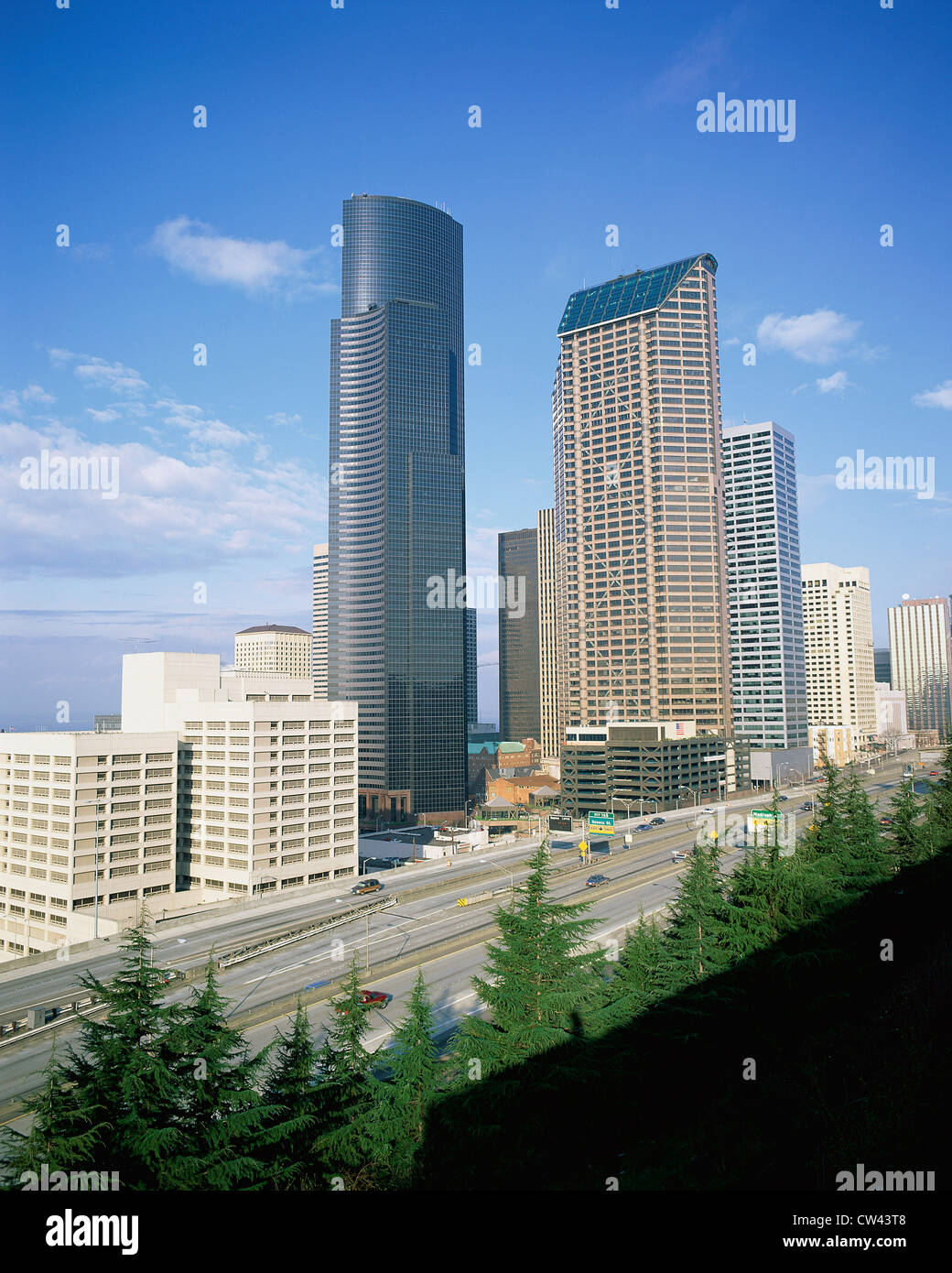 Seattle cityscape with highway, WA Stock Photo - Alamy