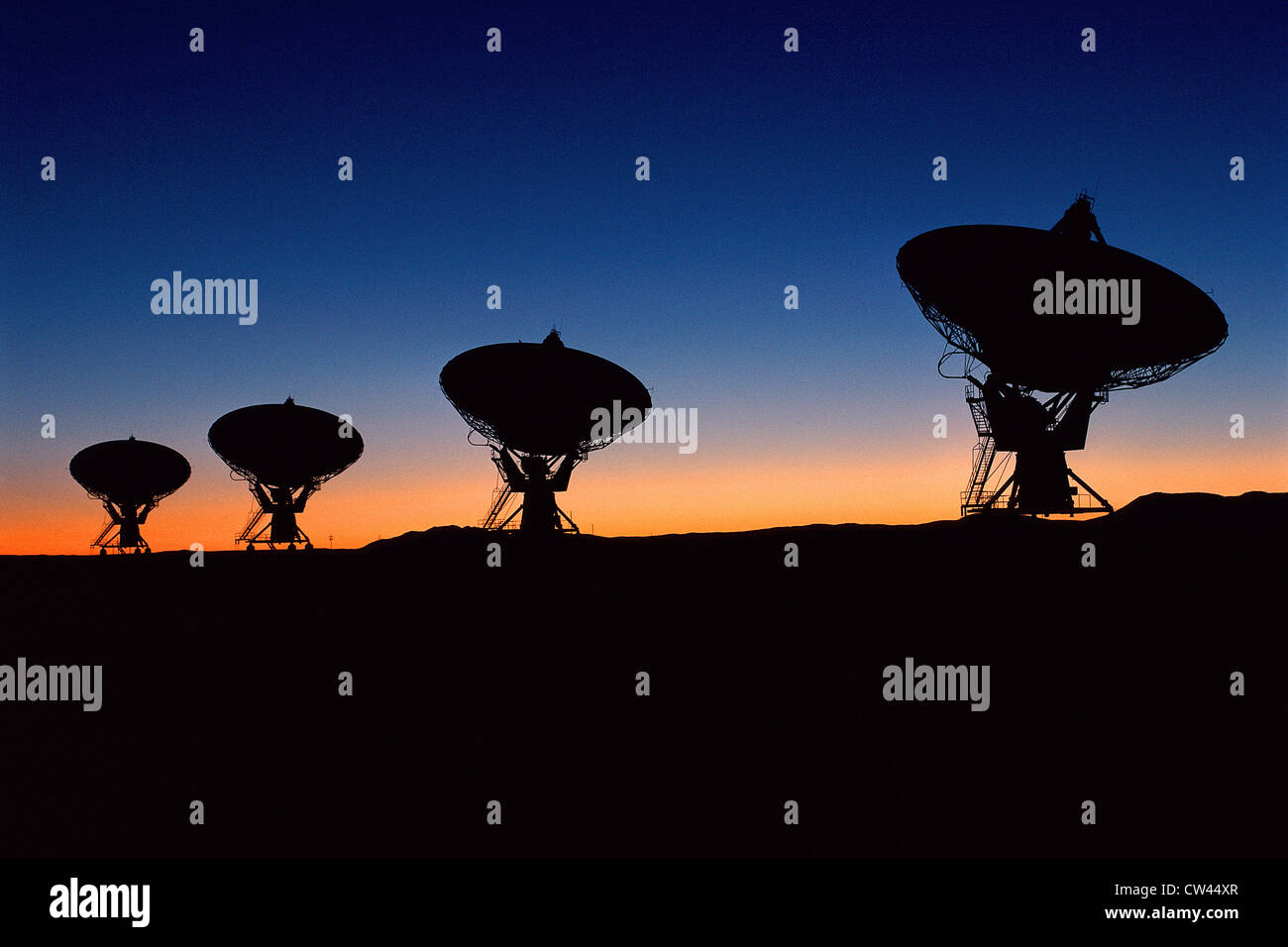 Silhouette vla radio telescope hi-res stock photography and images - Alamy