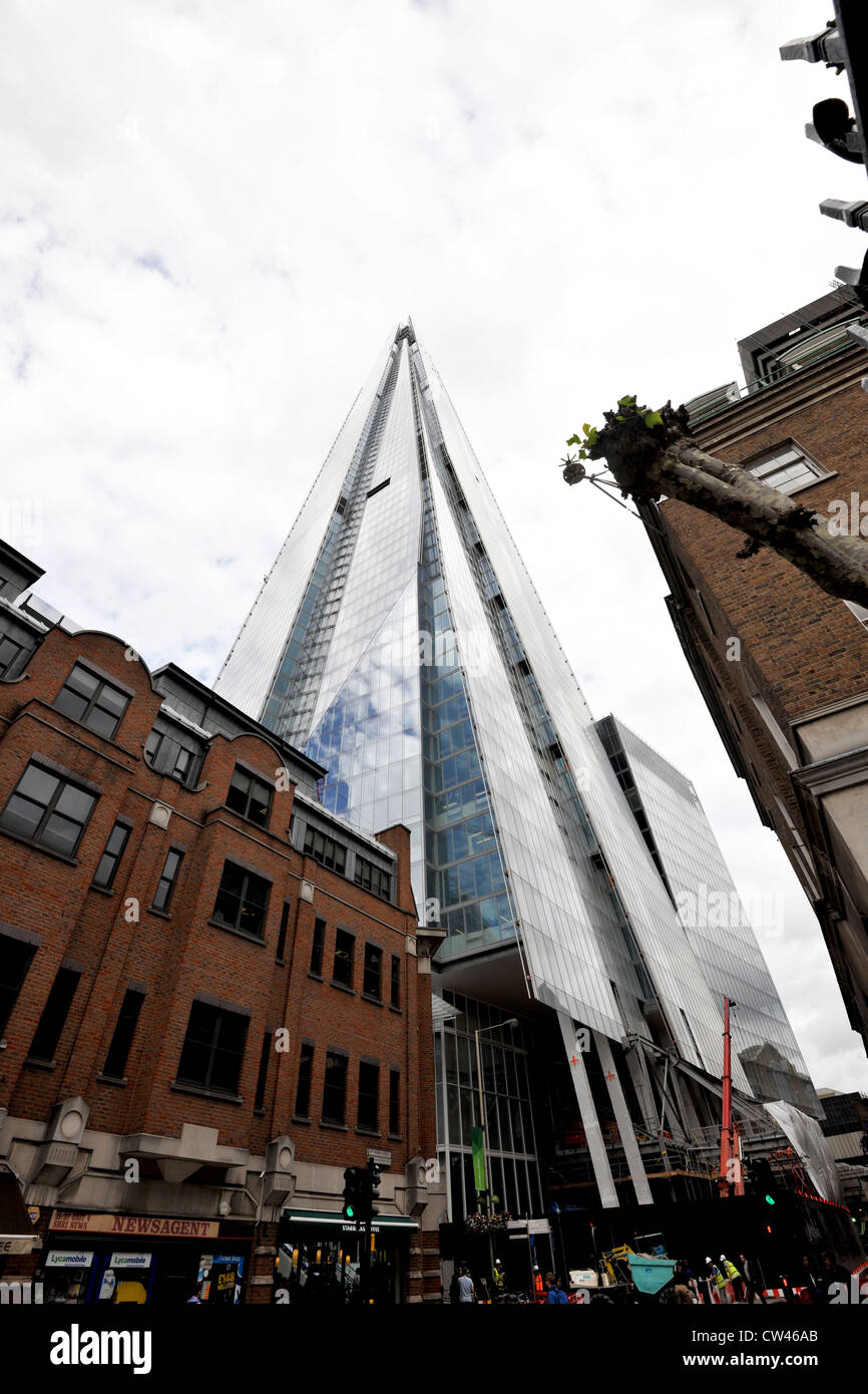 Tallest free standing structure hi-res stock photography and images - Alamy