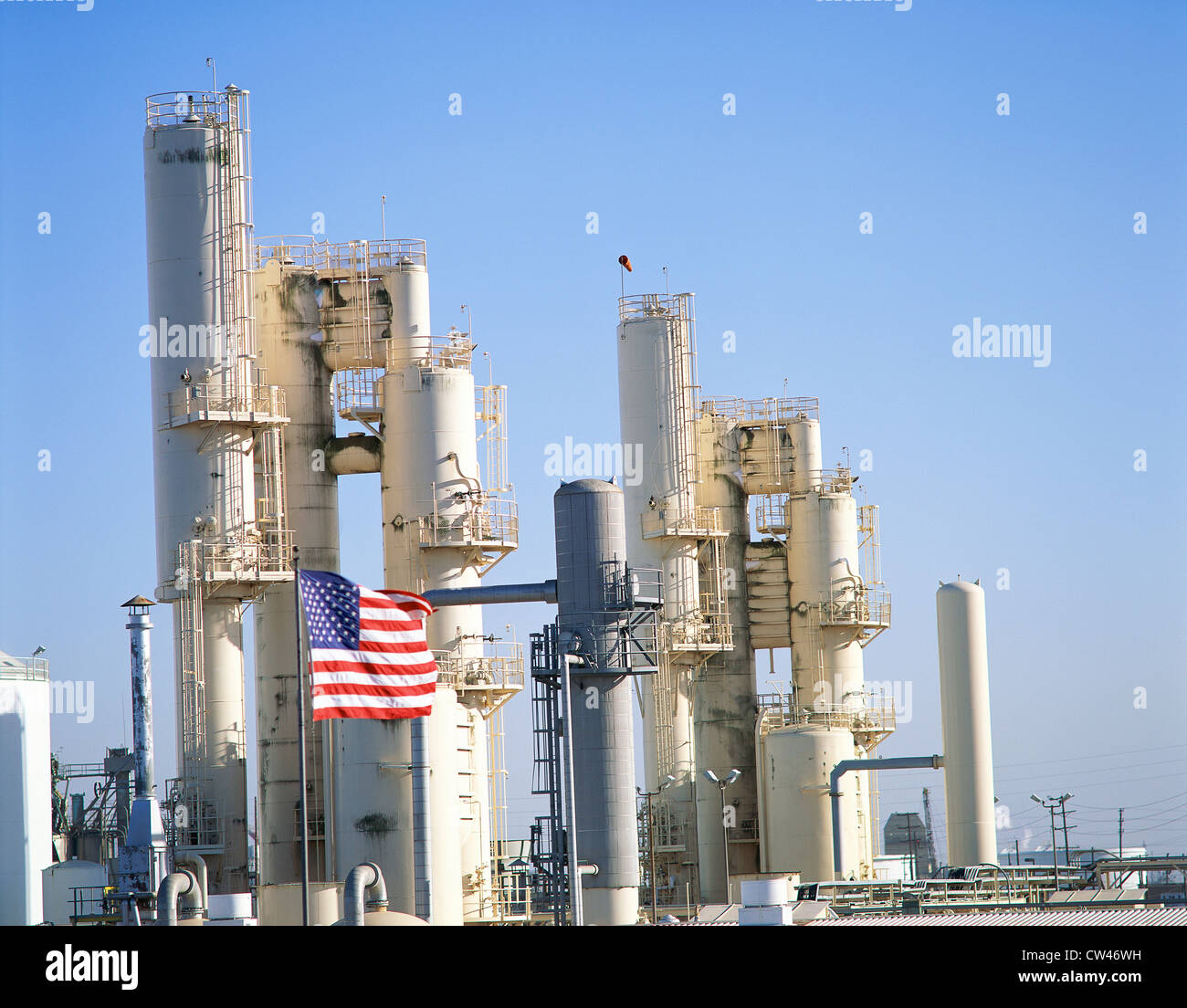 Us flag oil hi-res stock photography and images - Alamy