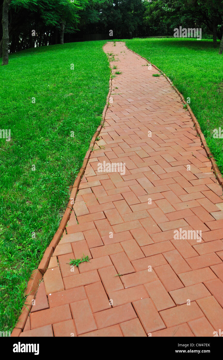 Urban walkway winding through hi-res stock photography and images - Alamy