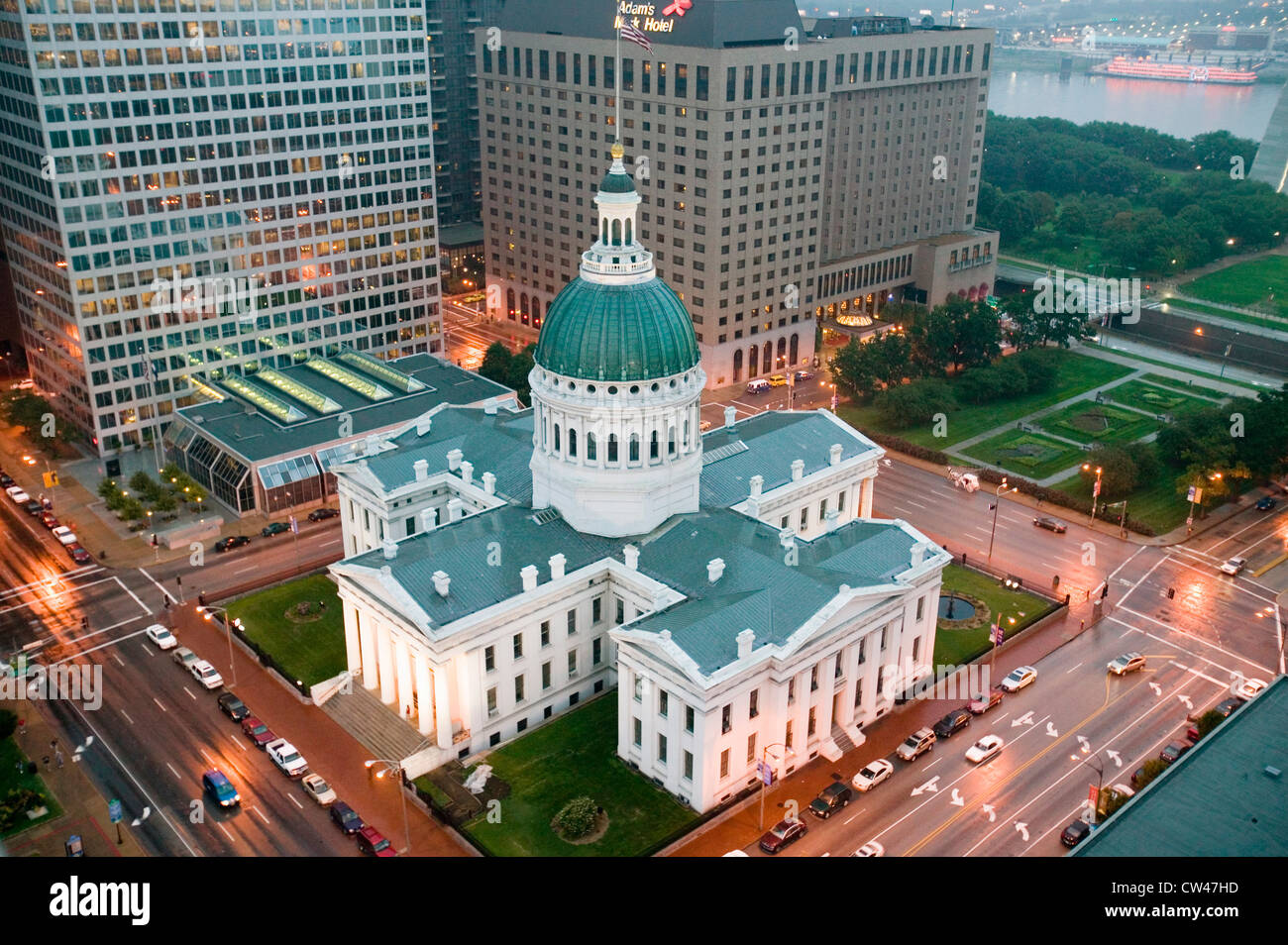 In misty rain an elevated view historical Old St. Louis Courthouse ...