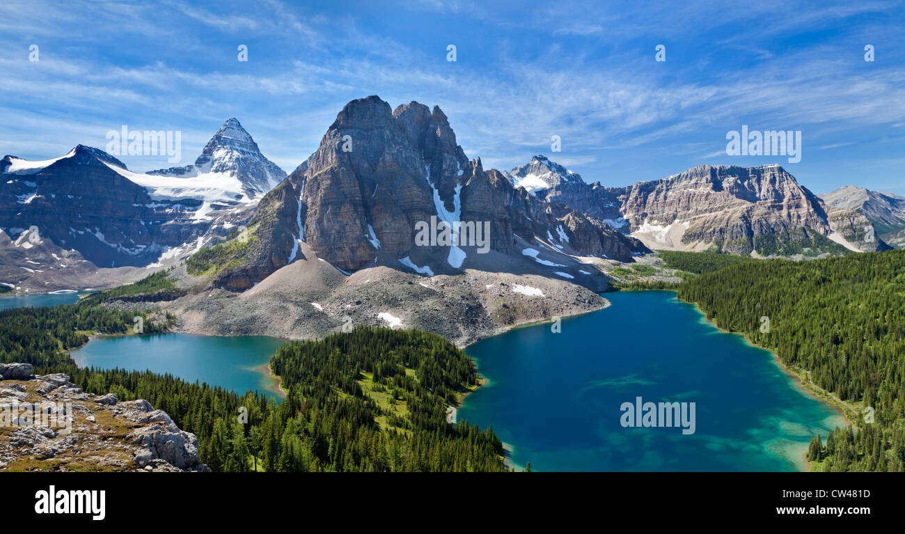 Canada, Mount Assiniboine Provincial Park, Wedgwood Peak and Cerulean ...