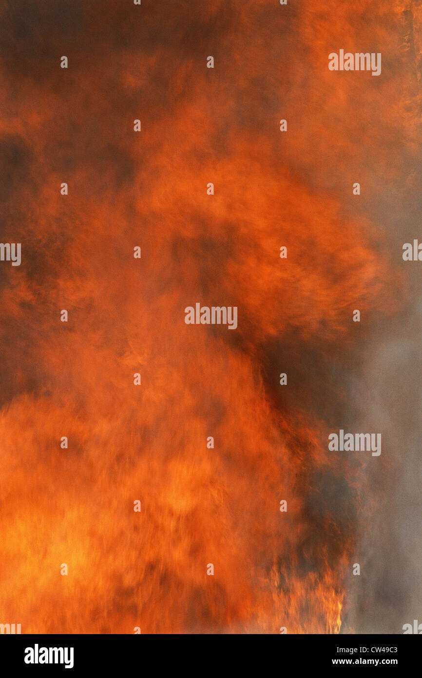 Raging fire and billowing smoke Stock Photo - Alamy