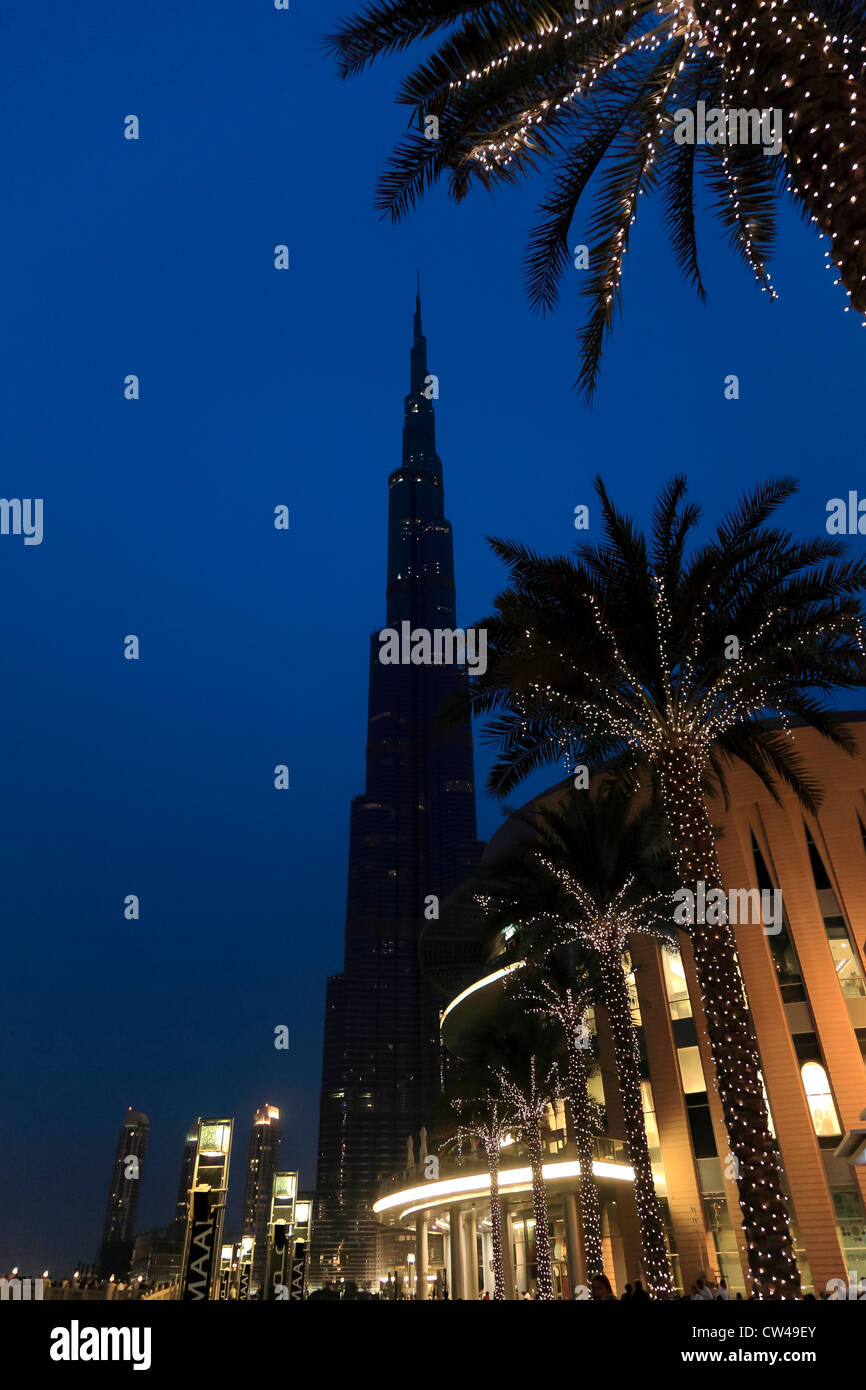 3493. Burj Khalifa at night, Dubai, UAE Stock Photo - Alamy