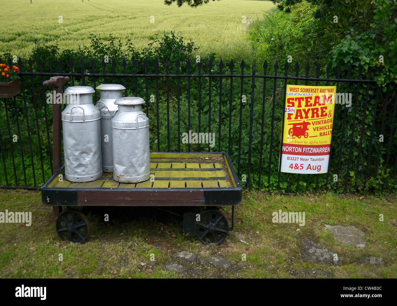 MILK CHURNS. WEST SOMERSET RAILWAY. SOMERSET. ENGLAND. UK Stock Photo ...