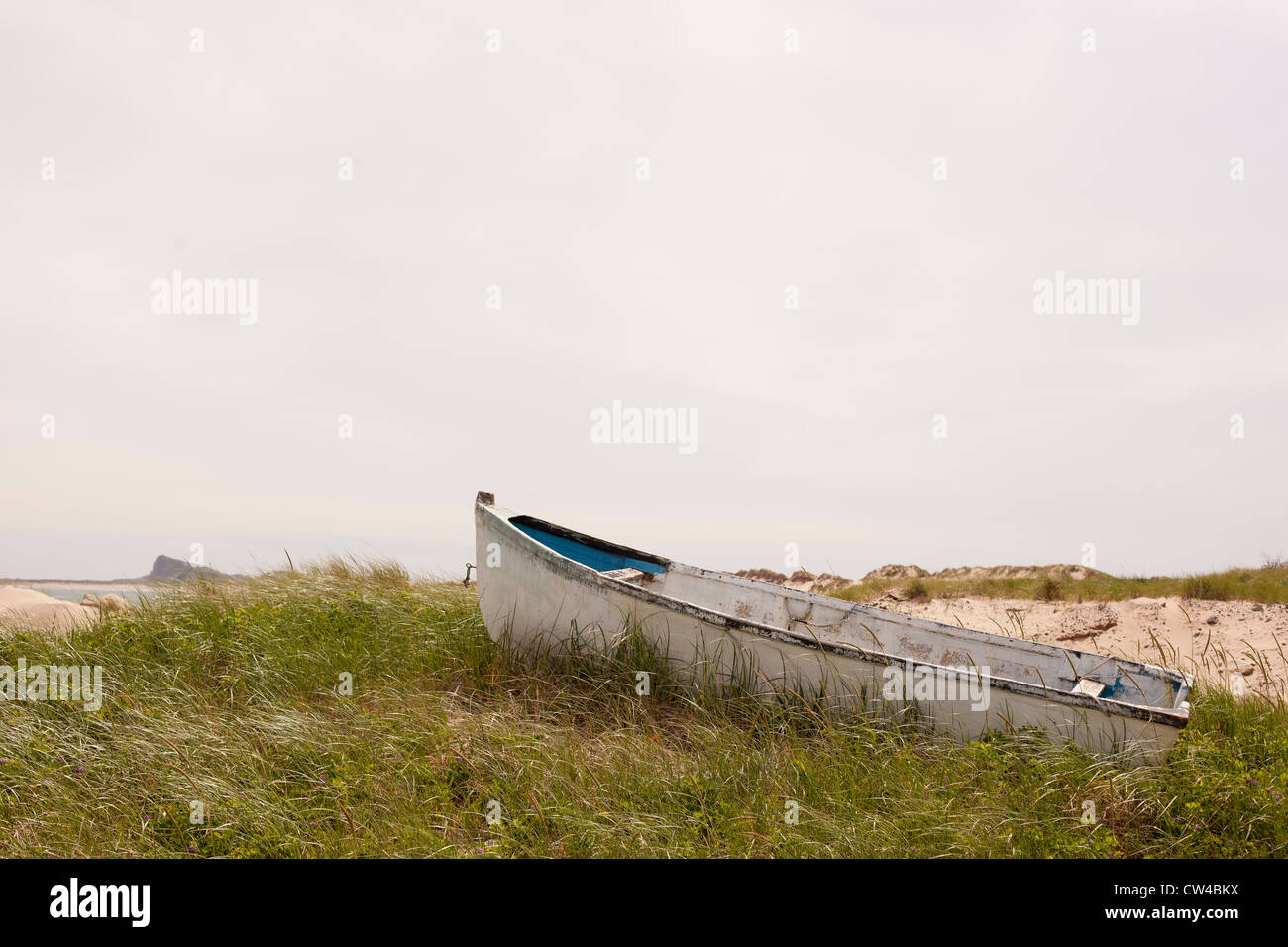 Small Boat on the beach Stock Photo - Alamy