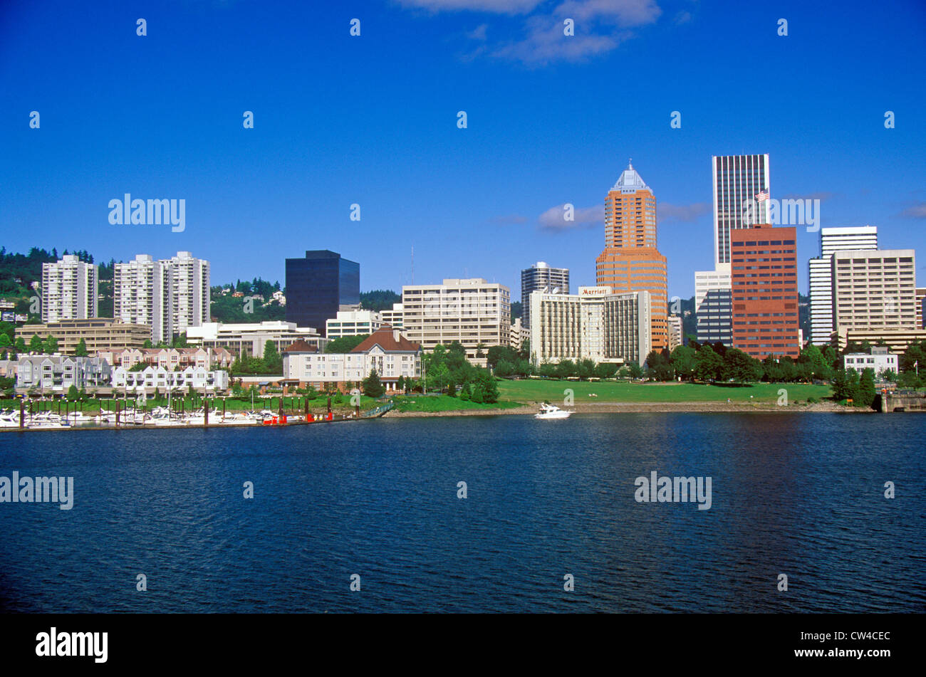Portland skyline photography hi-res stock photography and images - Alamy