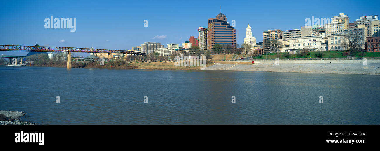 Usa tennessee memphis pyramid hi-res stock photography and images - Alamy
