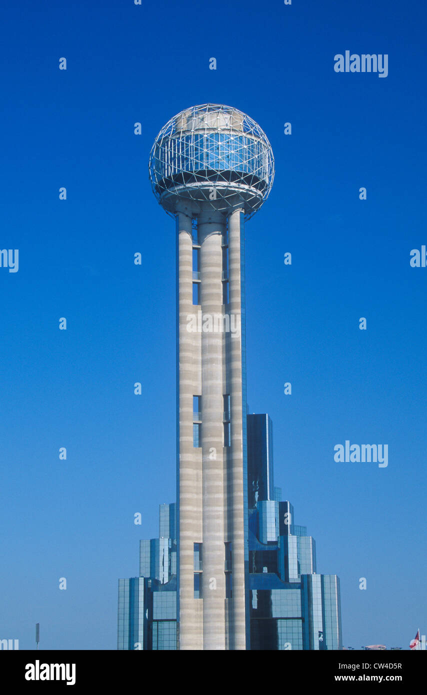 Reunion tower dallas deck hi-res stock photography and images - Alamy