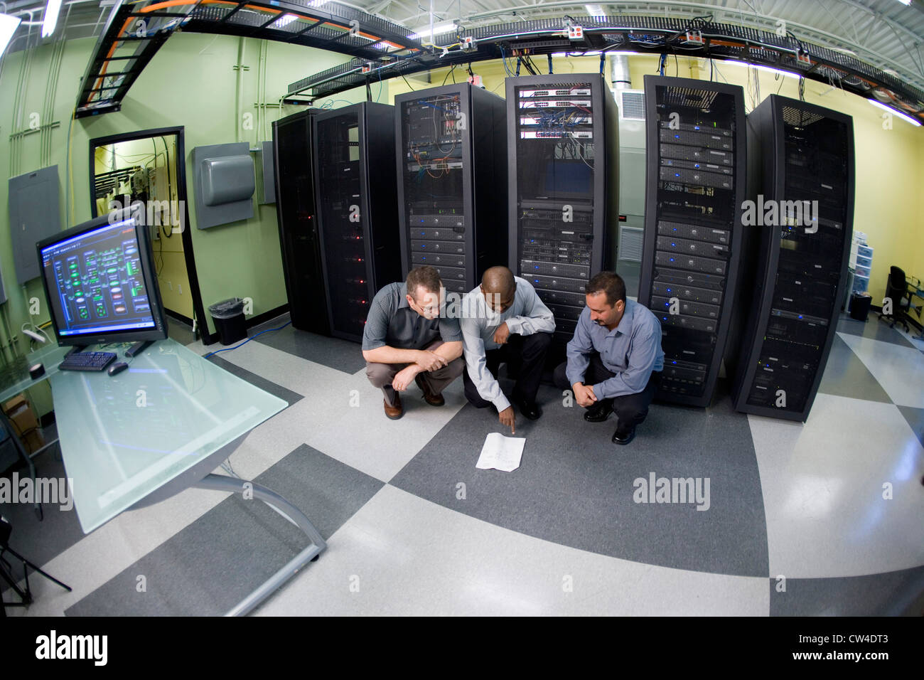 Crouching mouse hi-res stock photography and images - Alamy