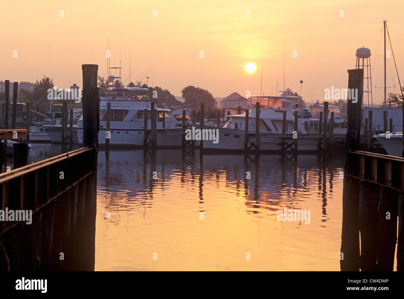 The connecticut mirror hi-res stock photography and images - Alamy