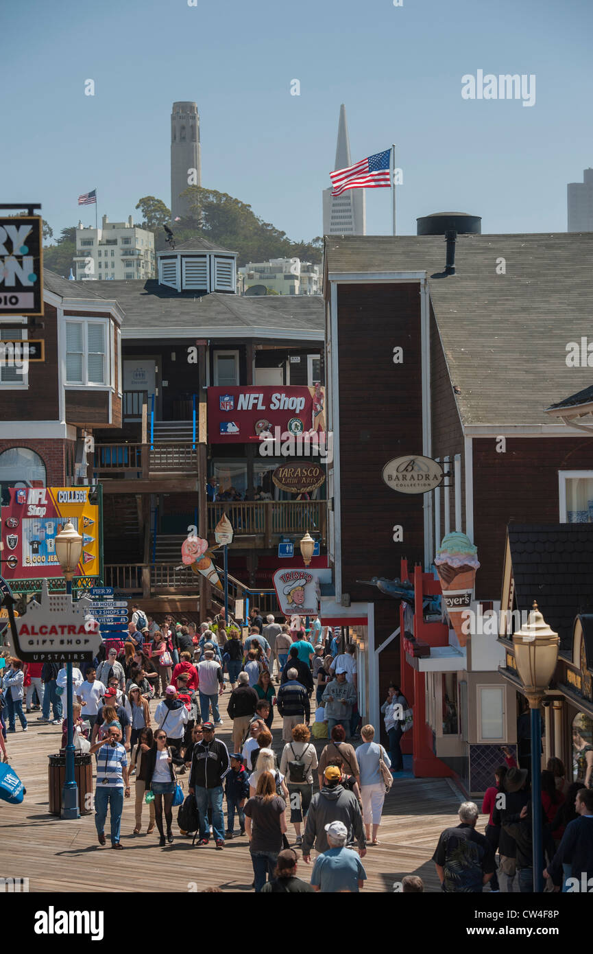 Pier 39 Shopping Center and Tourist Attraction near Fisherman's Wharf ...