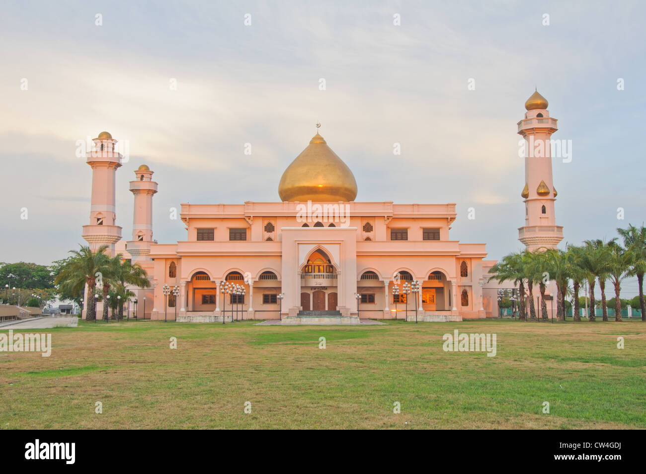 Great mosque for the religion of islam at Lumlukga ,Thailand Stock ...